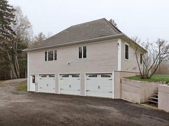 house with 3 bedroom, Lamoine ME DS103663369