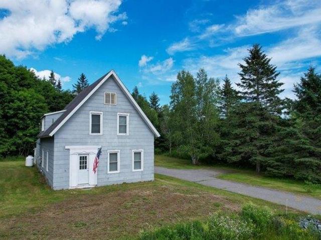 house with 3 bedroom, Lamoine ME ES103965834
