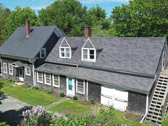 house with 3 bedroom, Lamoine ME ES103967756