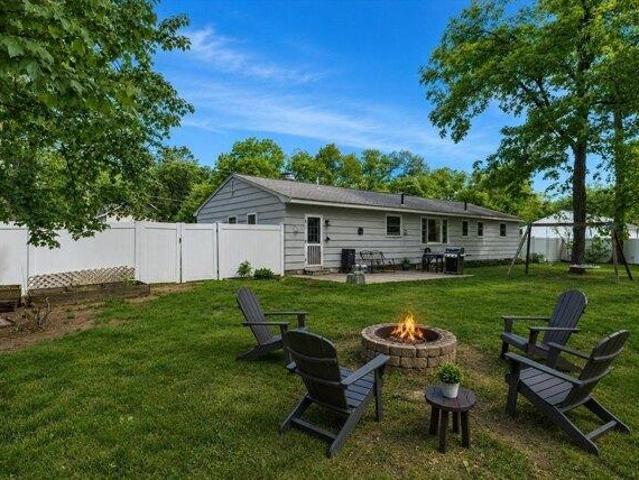 house with 3 bedroom, Lancaster MA DLS102961881
