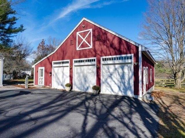 house with 3 bedroom, Lancaster MA ES103710159
