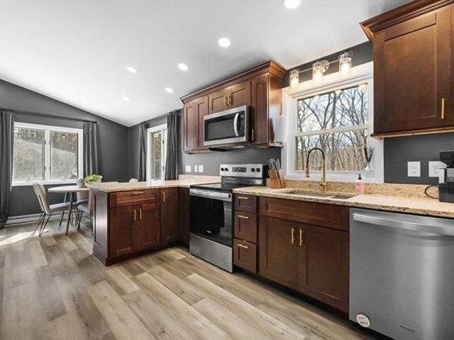 house with 3 bedroom, Lancaster MA ES103126935