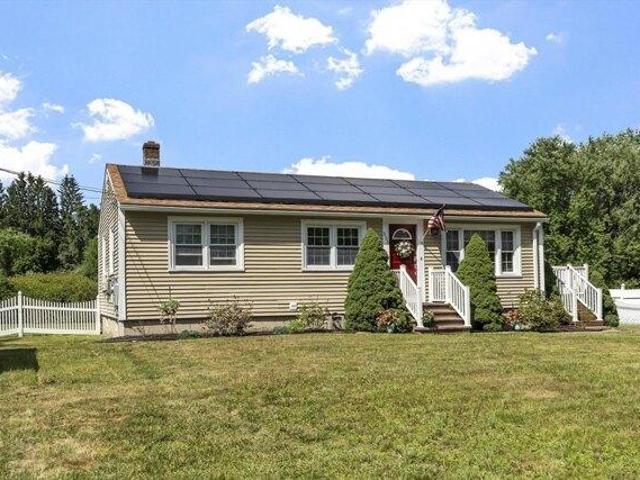 house with 3 bedroom, Lancaster MA ES105123071