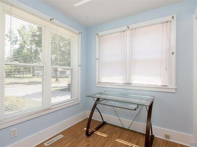 house with 3 bedroom, Lancaster NY ES104904568