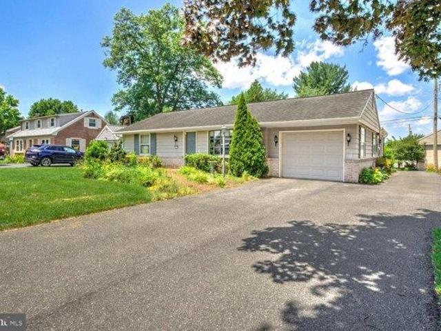 house with 3 bedroom, Lancaster PA ES103601191