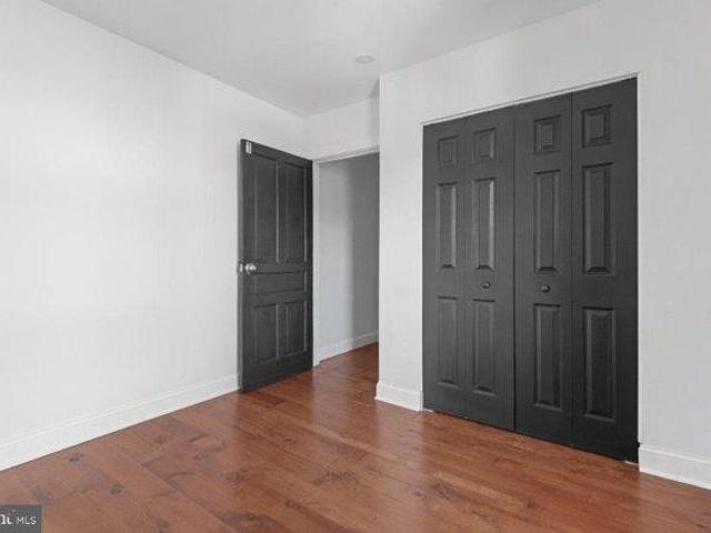 house with 3 bedroom, Lancaster PA ES103622550