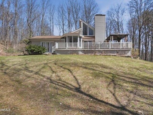 house with 3 bedroom, Lanesborough MA DLS102447078