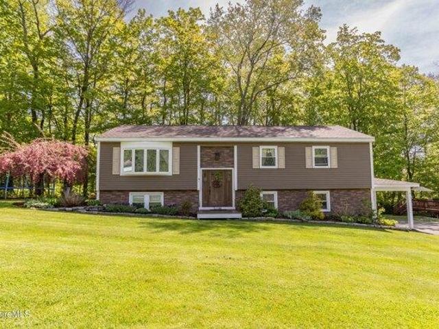 house with 3 bedroom, Lanesborough MA DS102444837