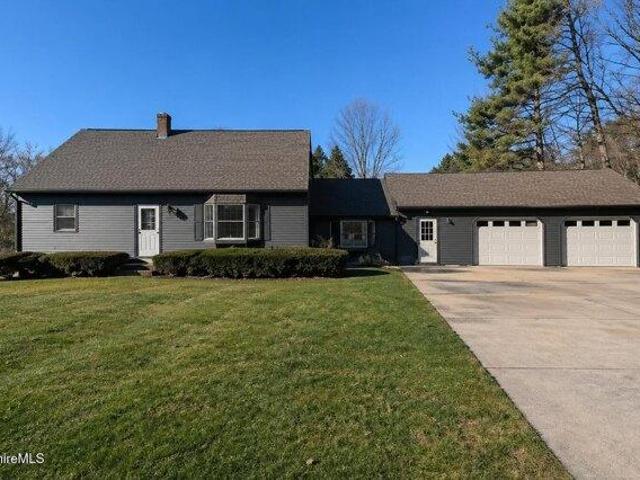 house with 3 bedroom, Lanesborough MA ES103494491