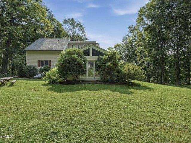 house with 3 bedroom, Lanesborough MA ES105060206