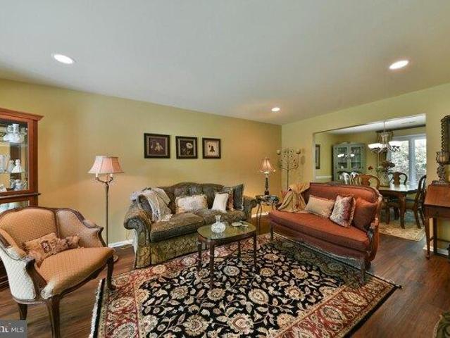 house with 3 bedroom, Langhorne PA ES104904702
