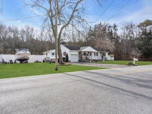 house with 3 bedroom, Lanoka Harbor NJ DLS101705358