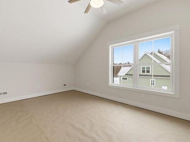 house with 3 bedroom, Laconia NH DS104007796