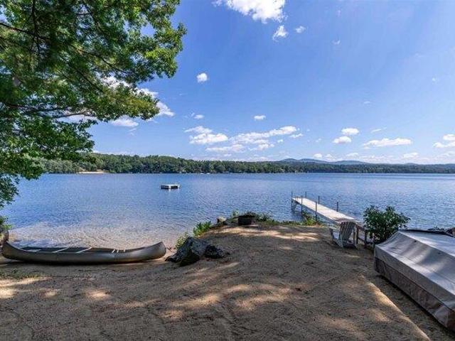 house with 3 bedroom, Laconia NH DS104044886