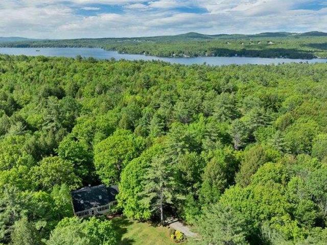 house with 3 bedroom, Laconia NH DS104079302
