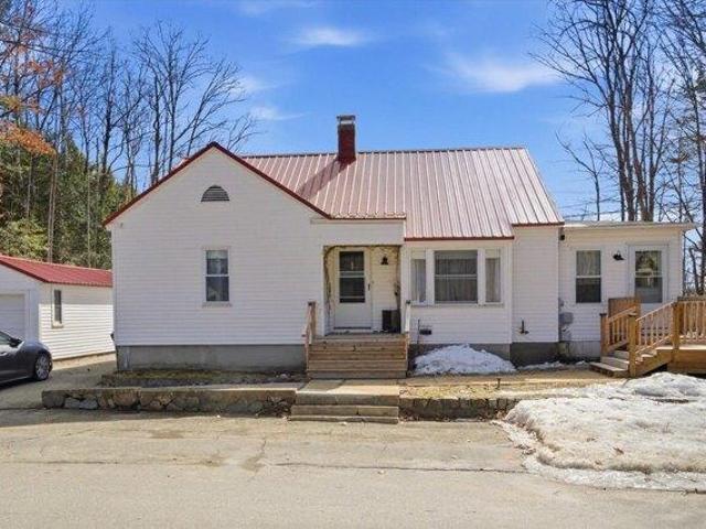 house with 3 bedroom, Laconia NH DS102155420
