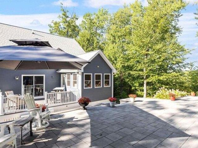 house with 3 bedroom, Laconia NH DS102671219