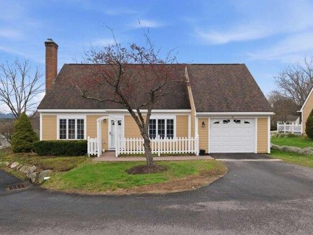 house with 3 bedroom, Laconia NH DS102779883