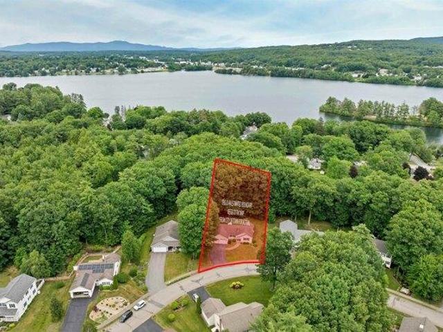 house with 3 bedroom, Laconia NH DS103888159