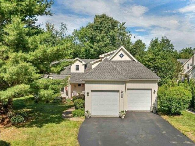 house with 3 bedroom, Laconia NH ES105106830