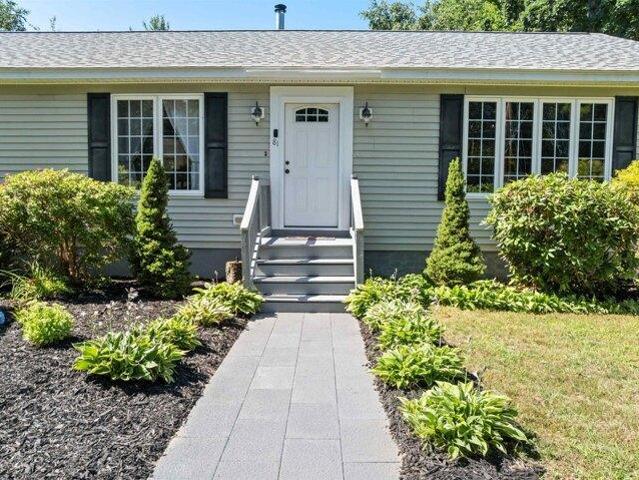 house with 3 bedroom, Laconia NH ES105141617