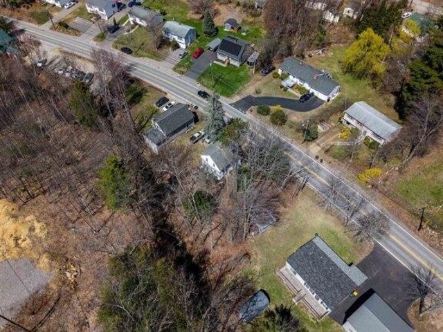 house with 3 bedroom, Laconia NH ES103222072