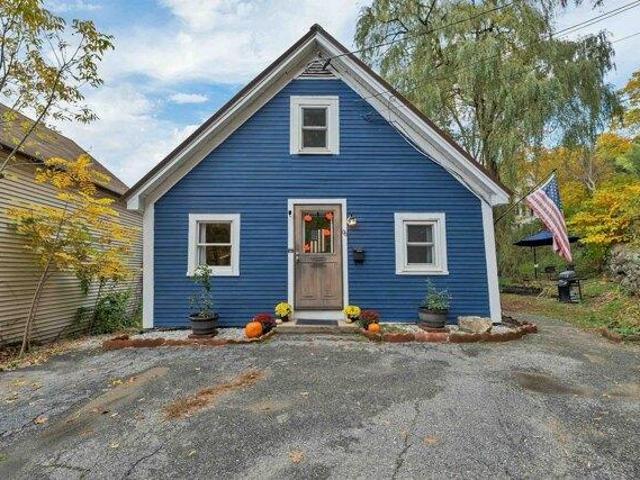 house with 3 bedroom, Laconia NH ES103434000