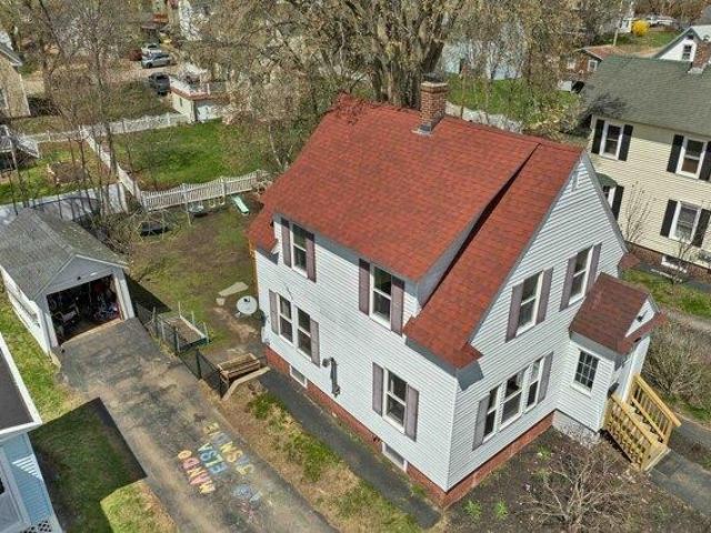house with 3 bedroom, Laconia NH ES103435236
