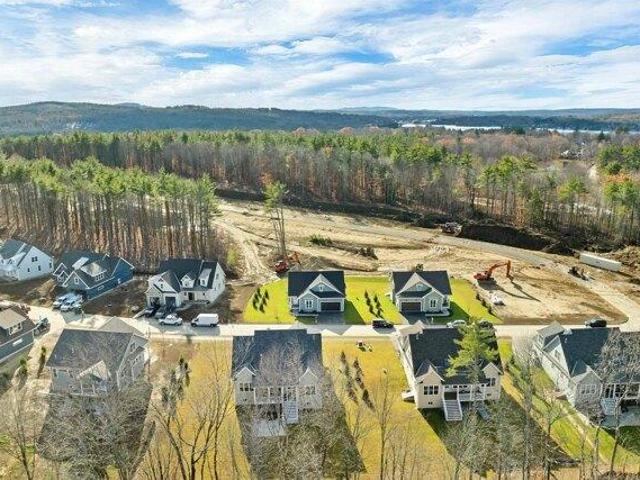 house with 3 bedroom, Laconia NH ES103889594