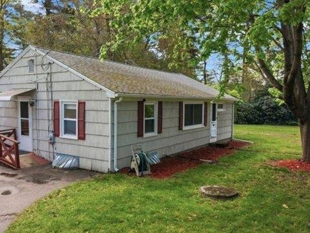 house with 3 bedroom, Lakeville MA DLS102723943