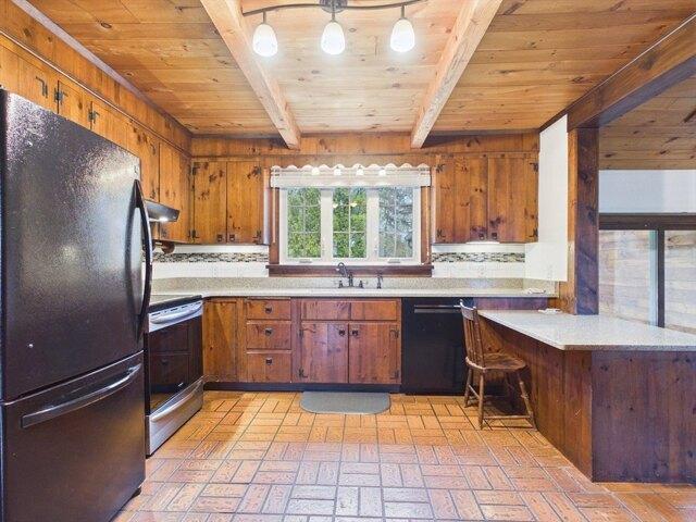 house with 3 bedroom, Lakeville MA DS102478336
