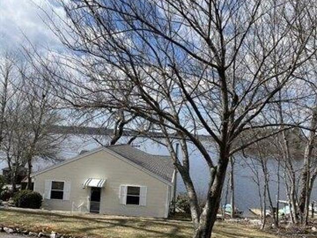 house with 3 bedroom, Lakeville MA DS102318326