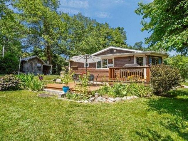 house with 3 bedroom, Lakeville MA DS104443892