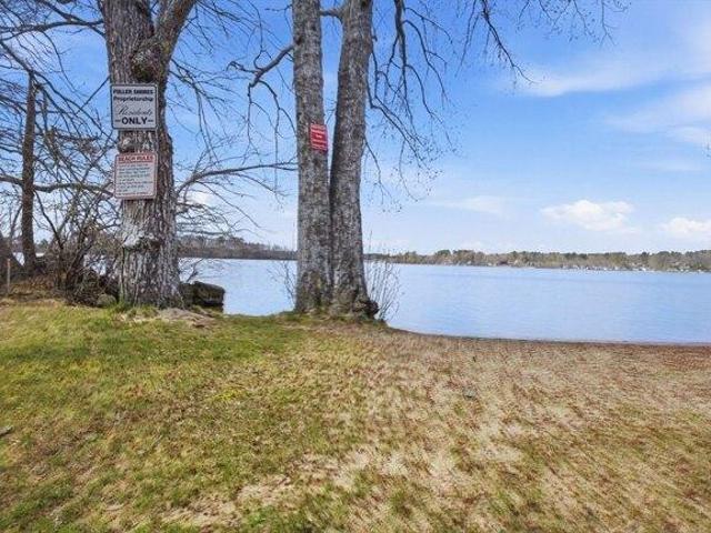 house with 3 bedroom, Lakeville MA ES103443637