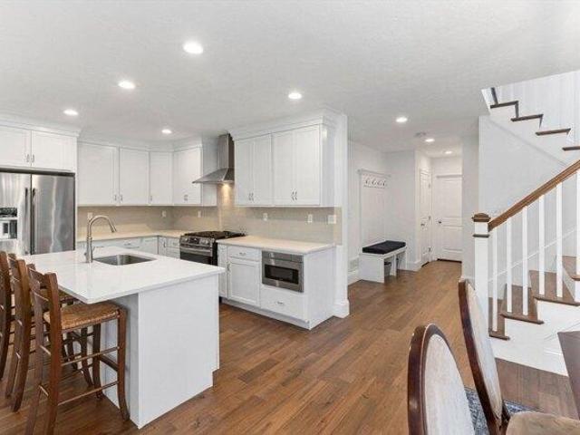 house with 3 bedroom, Lakeville MA ES105093548