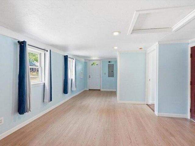 house with 3 bedroom, Lakeville MA ES105144369