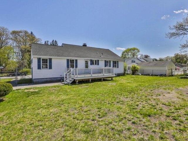 house with 3 bedroom, Lawrence MA ES103098305