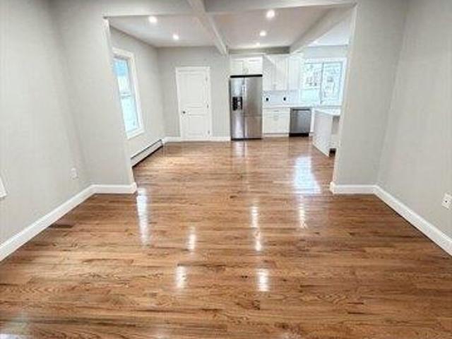house with 3 bedroom, Lawrence MA ES103187984