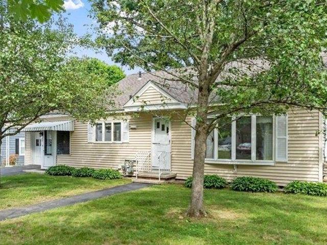 house with 3 bedroom, Lawrence MA ES103432686