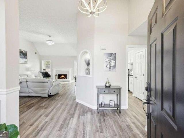 house with 3 bedroom, Lawrenceville GA ES88958117
