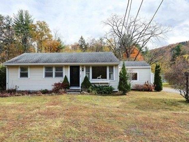 house with 3 bedroom, Lenox MA DS102961337