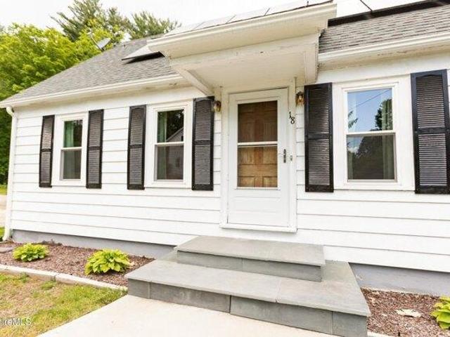 house with 3 bedroom, Lenox MA ES103663406