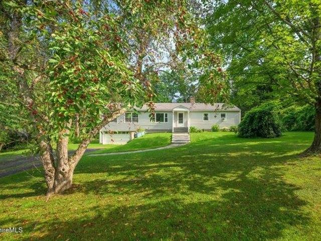 house with 3 bedroom, Lenox MA ES105116411