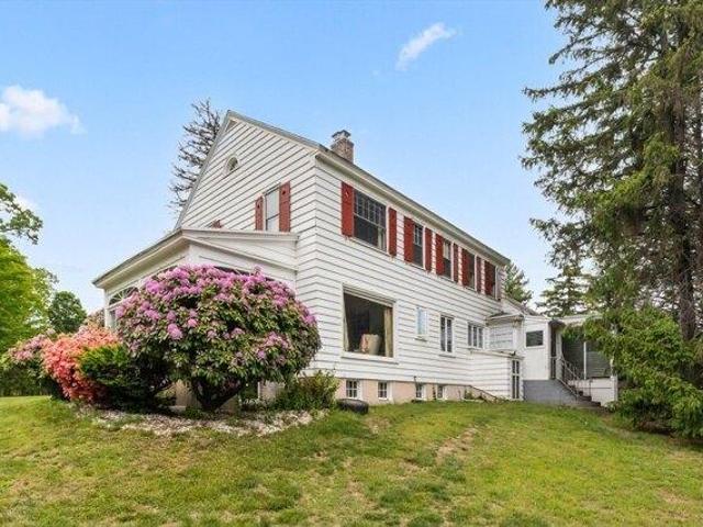 house with 3 bedroom, Leominster MA DLS102762689