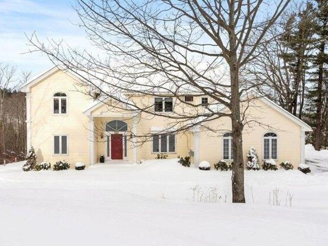house with 3 bedroom, Leominster MA DLS102763076