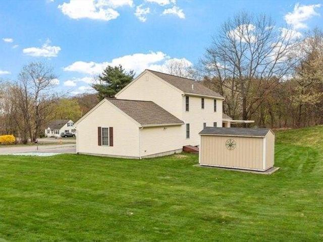 house with 3 bedroom, Leominster MA DS104407561