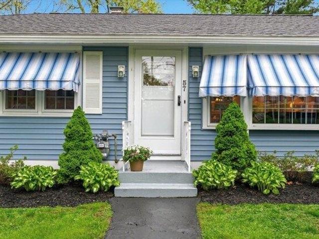 house with 3 bedroom, Leominster MA DS102409178