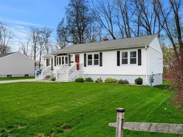 house with 3 bedroom, Leominster MA DS102633927