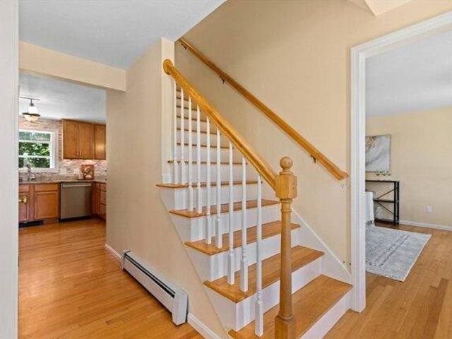 house with 3 bedroom, Leominster MA DS103186424