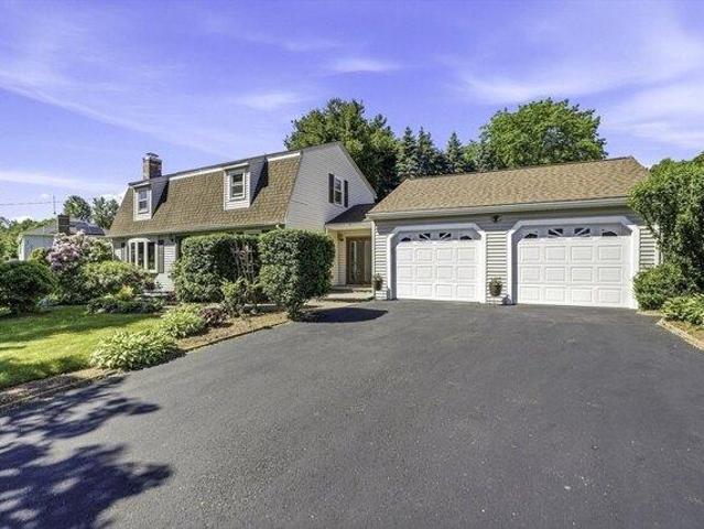 house with 3 bedroom, Leominster MA ES104477059